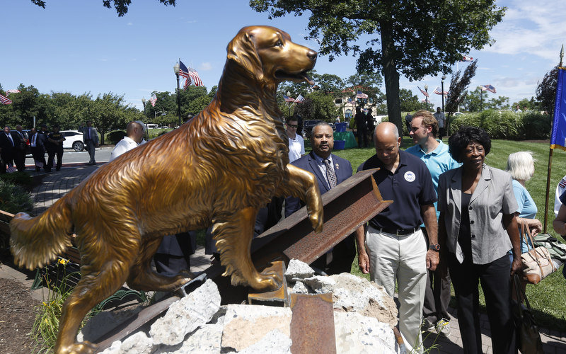 The 9/11 rescue dog memorial | DoggyMom.com